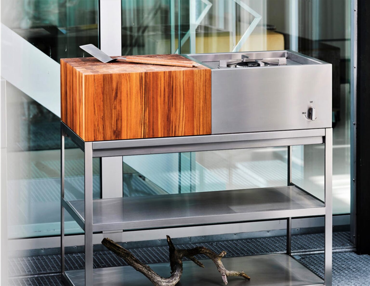 Outdoor Kitchen Island With Gas or Charcoal BBQ Grill