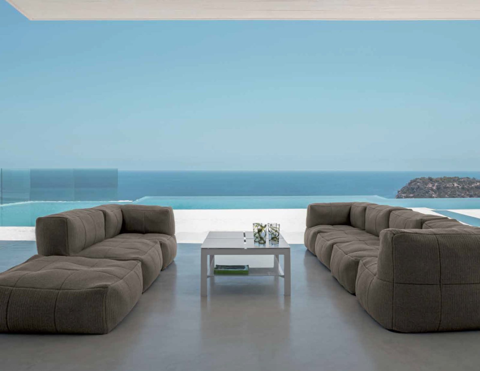 Cielo Bean Bag Modular Sofa – Comfort for Indoors & Outdoors
