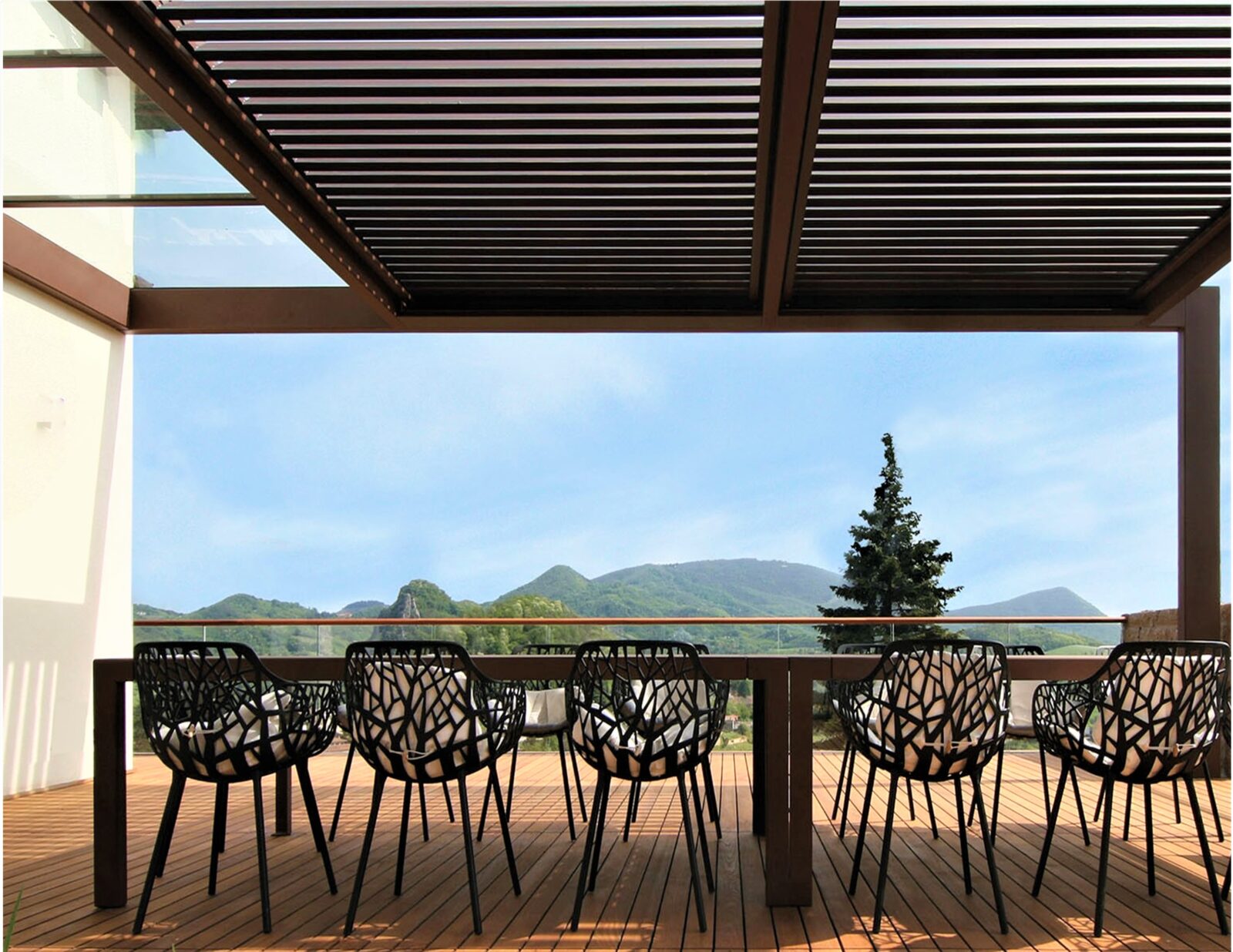 Custom Louvres Pergola with Retractable Roof Automatic Adjustable