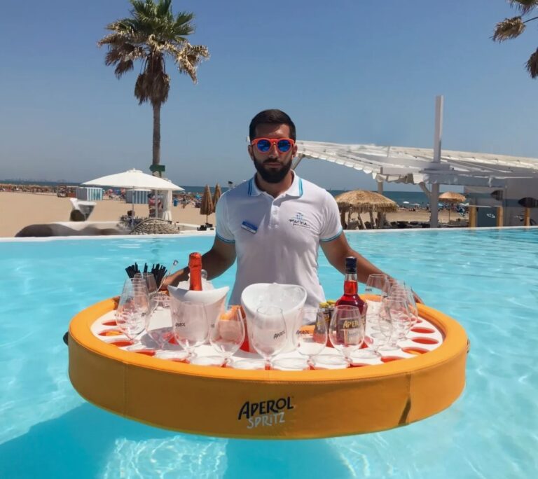 In Pool Floating Bar - Perfect For Gatherings - Couture Outdoor